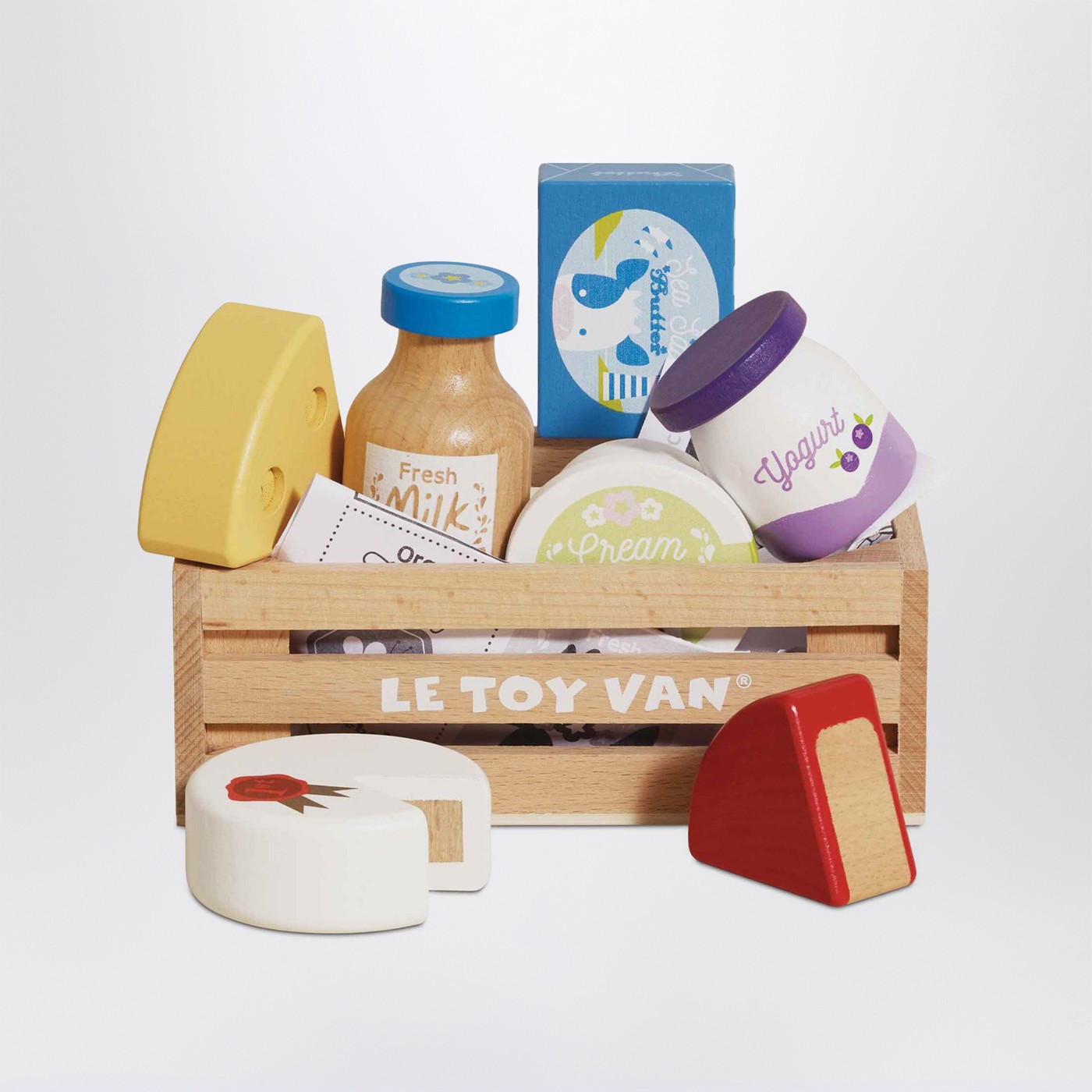 Le Toy Van Educational market cash register playset with cheese and ...