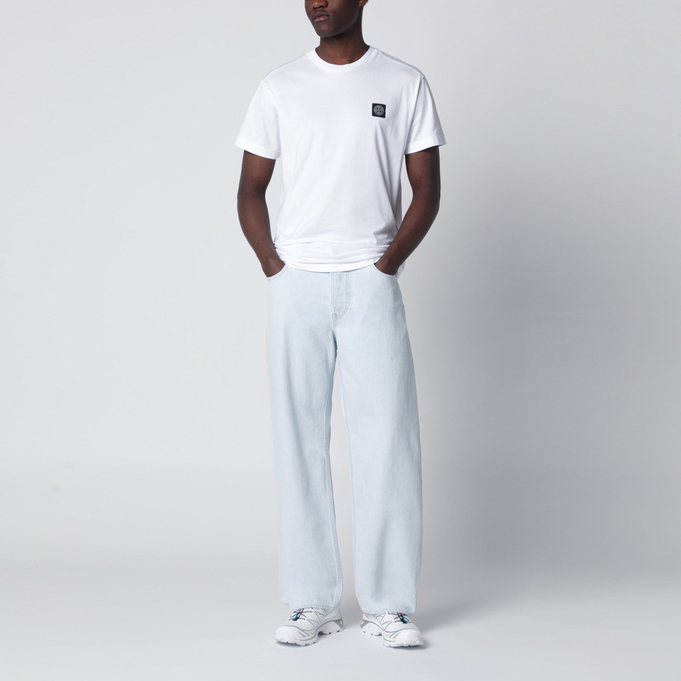 Stone Island Wide-Leg-Jeans in hellem Indigo | TheDoubleF