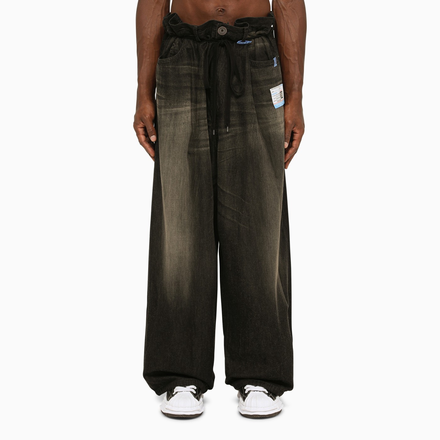 Maison MIHARA YASUHIRO Stonewashed black baggy jeans | TheDoubleF