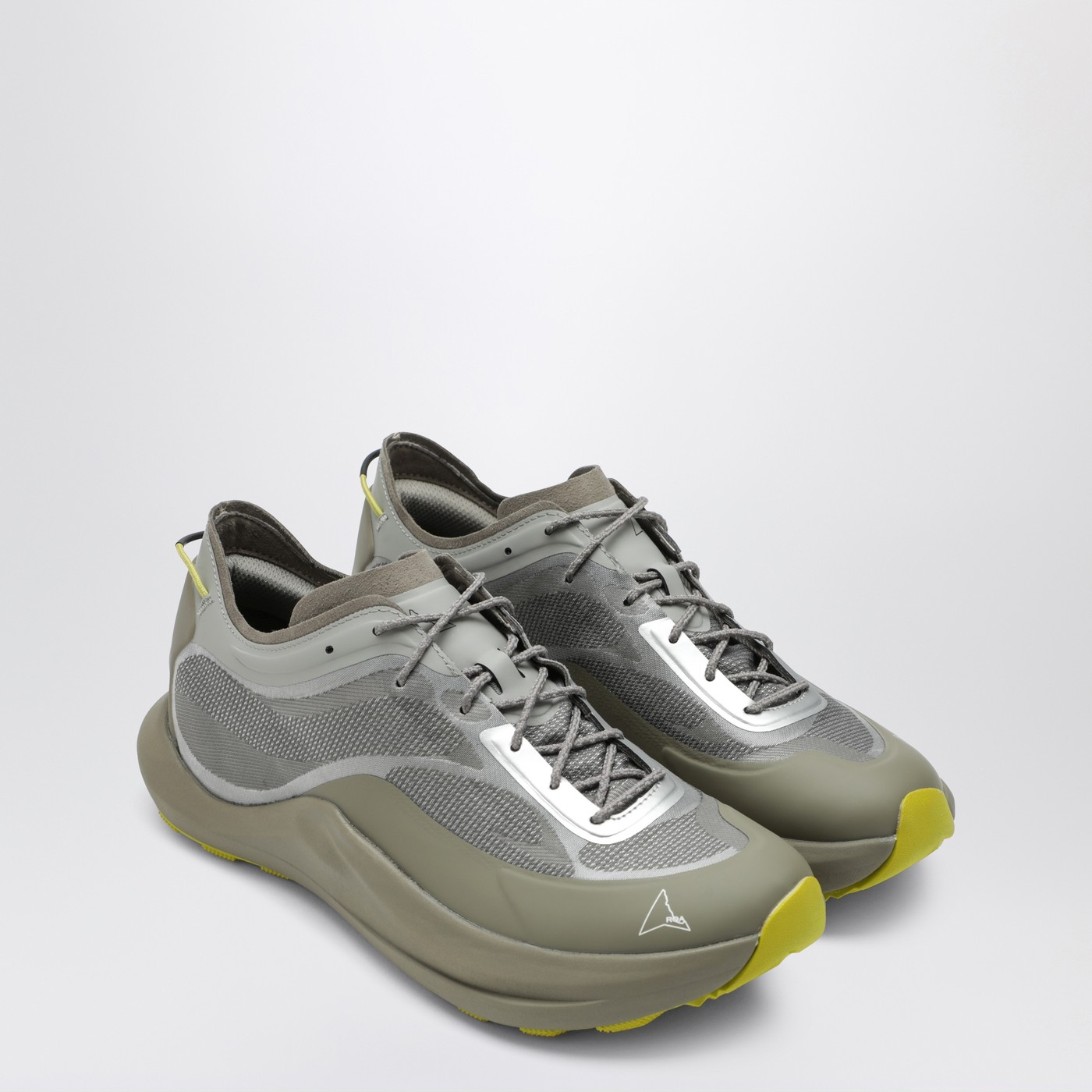 ROA Sneaker Sella in silver/neon yellow fabric | TheDoubleF