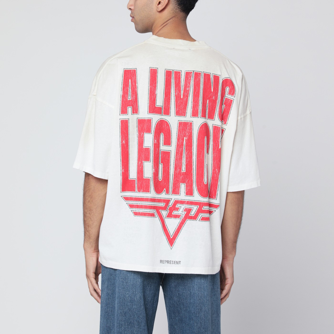 Represent Reversible Living Legacy Tour T-shirt in écru | TheDoubleF