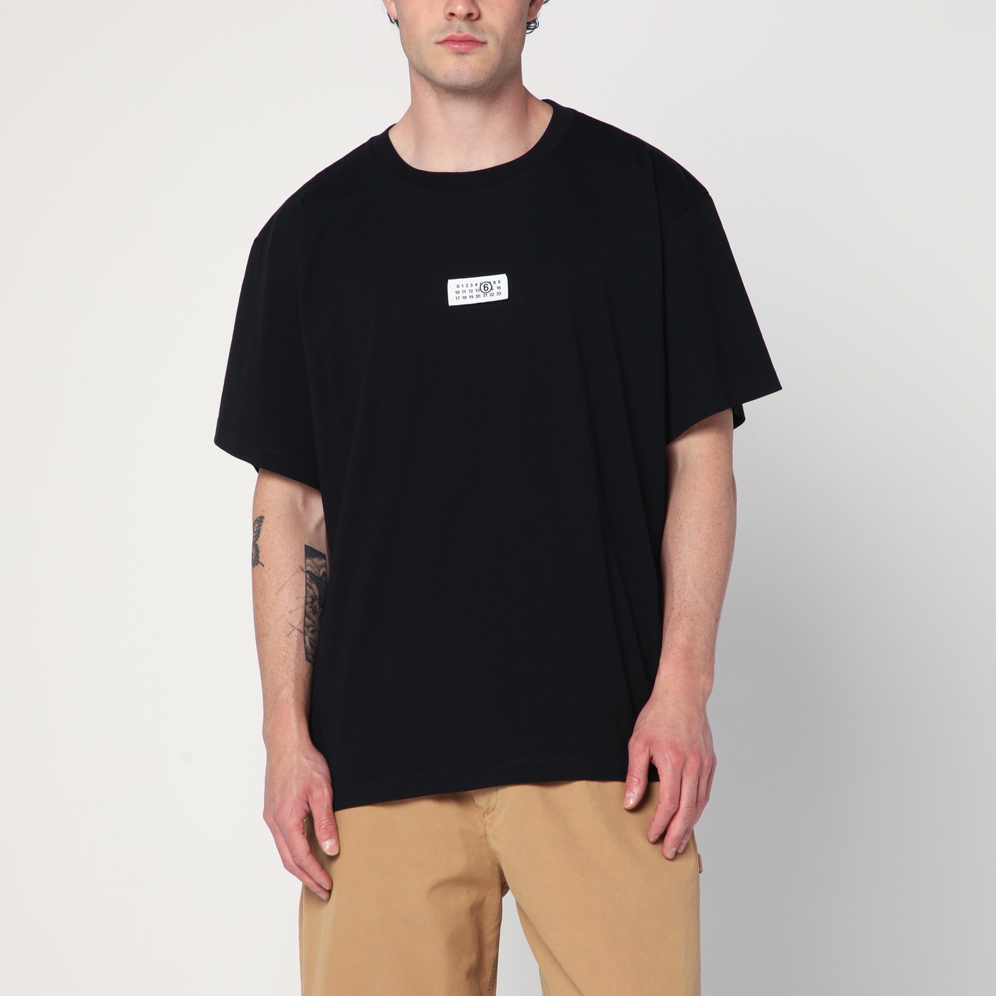 MM6 Maison Margiela Black T-shirt with Numeric label | TheDoubleF