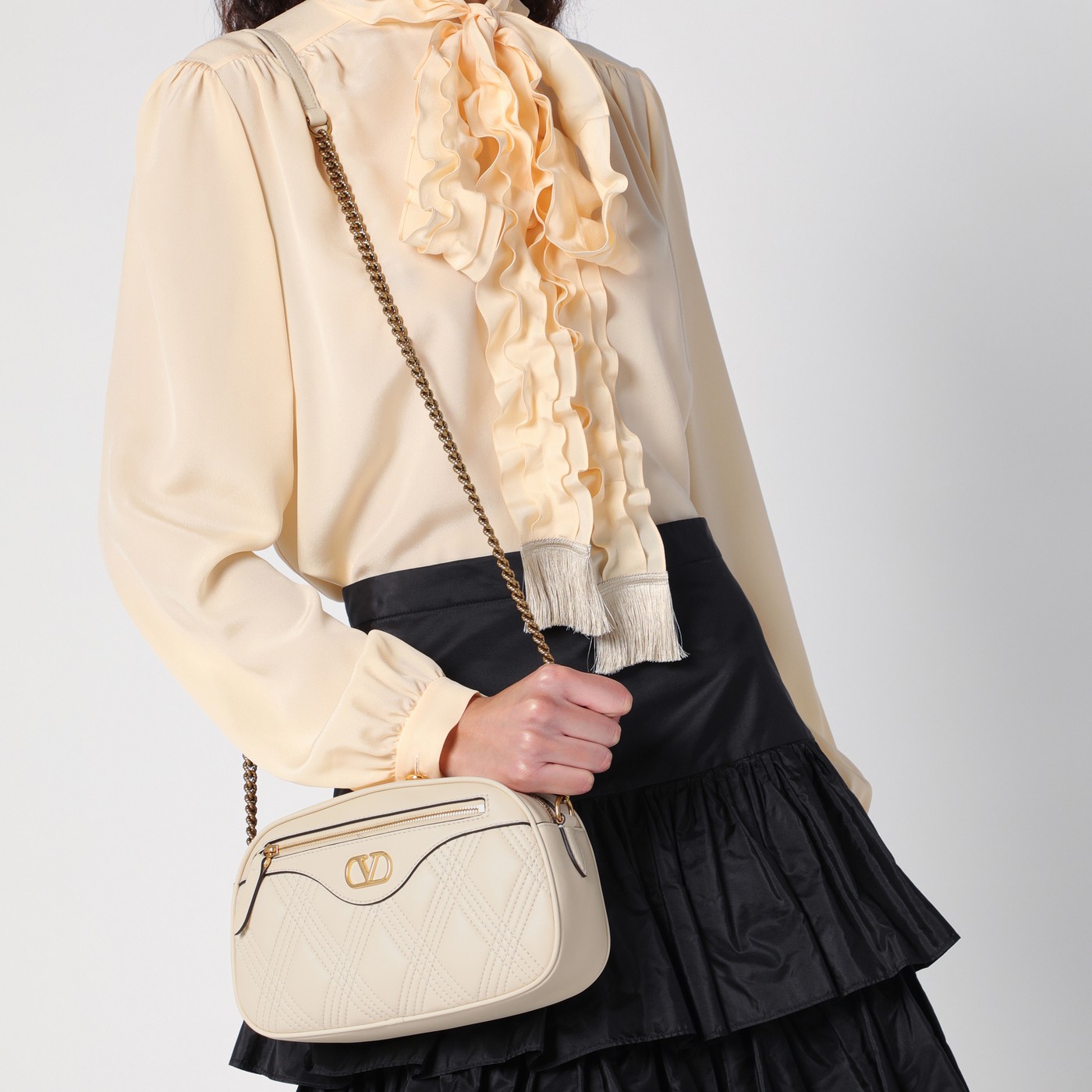 Valentino Garavani Quiltie 67 chain bag butter coloured | TheDoubleF