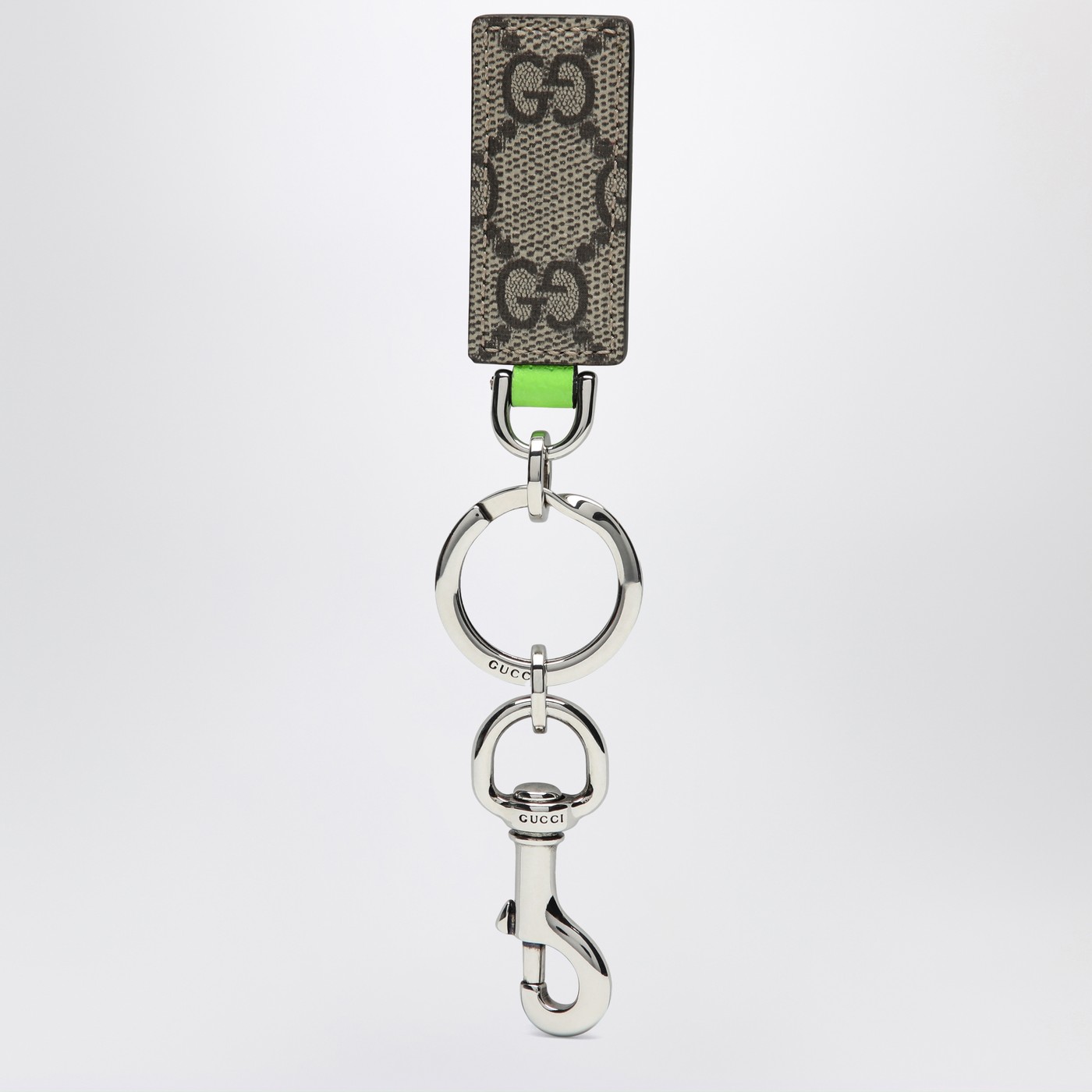 GUCCI GG Supreme beige/ebony/shiny green fabric key ring | TheDoubleF