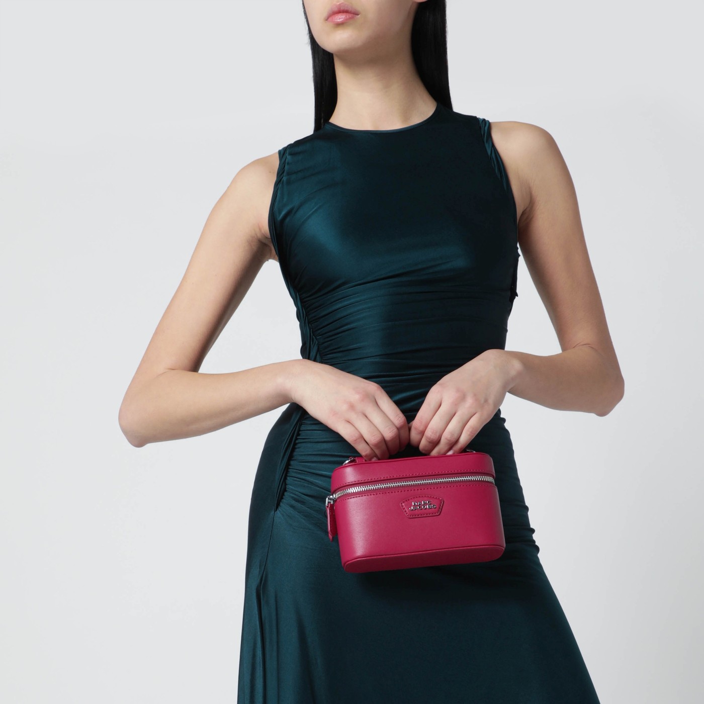 Marc Jacobs The Everyday Vanity Bag in fuchsia | TheDoubleF