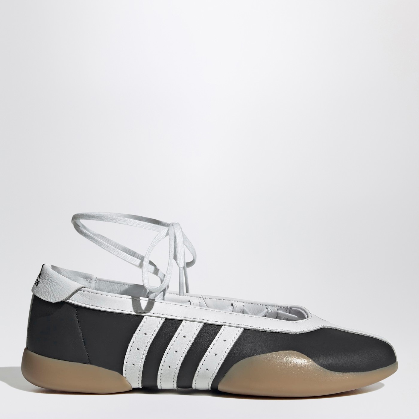 adidas Originals Ballerine Taekwondo Mei Core Black/Cloud White/Gum ...