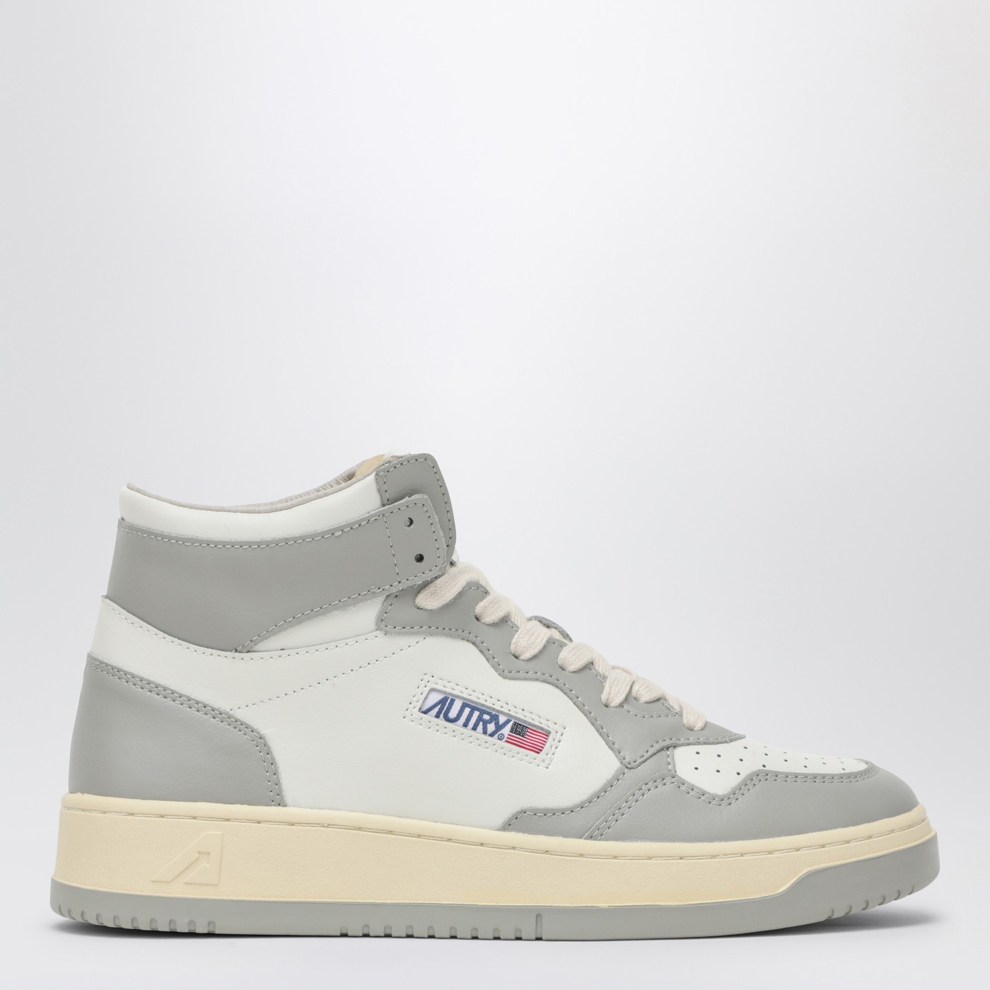AUTRY Medalist Mid sneakers in white/light grey leather | TheDoubleF