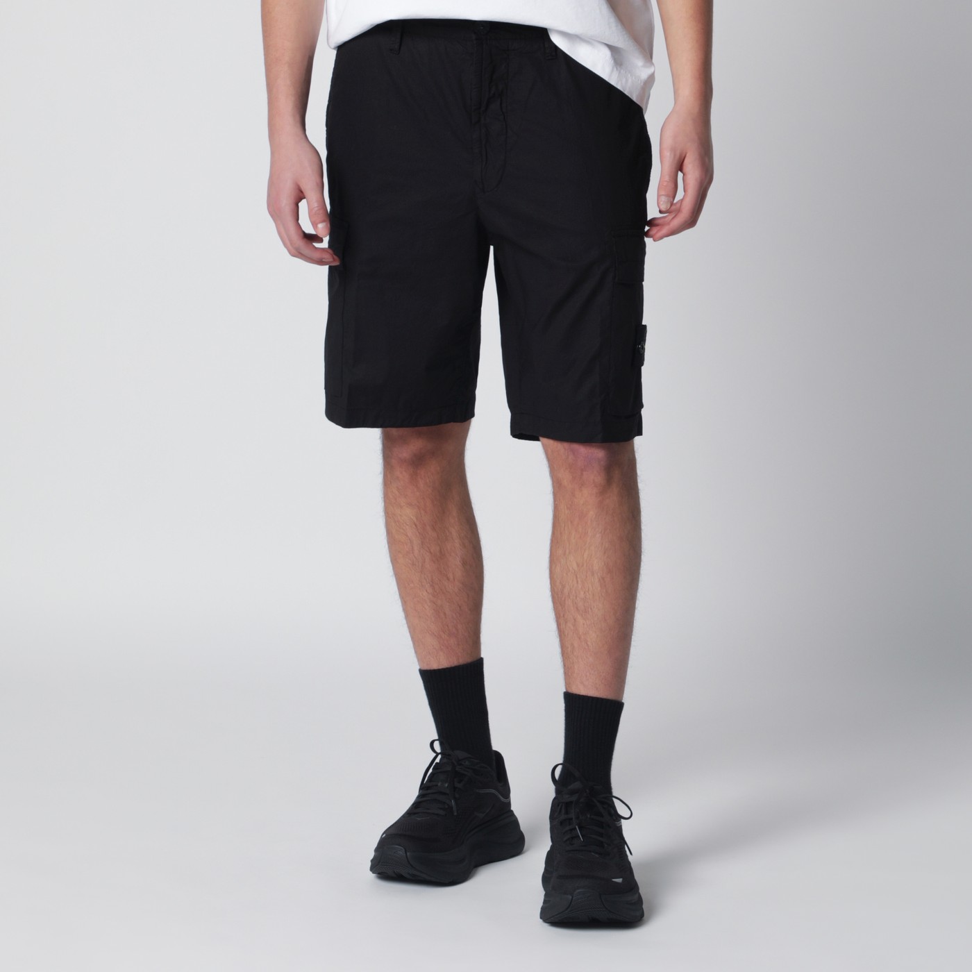 Stone Island Bermuda cargo noir en toile de coton | TheDoubleF