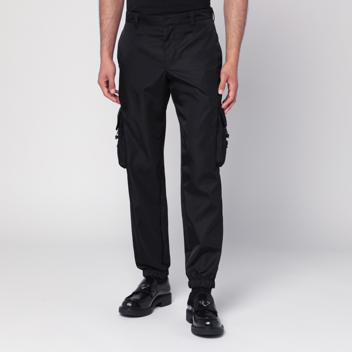 Prada Pantaloni neri in Re-Nylon | TheDoubleF