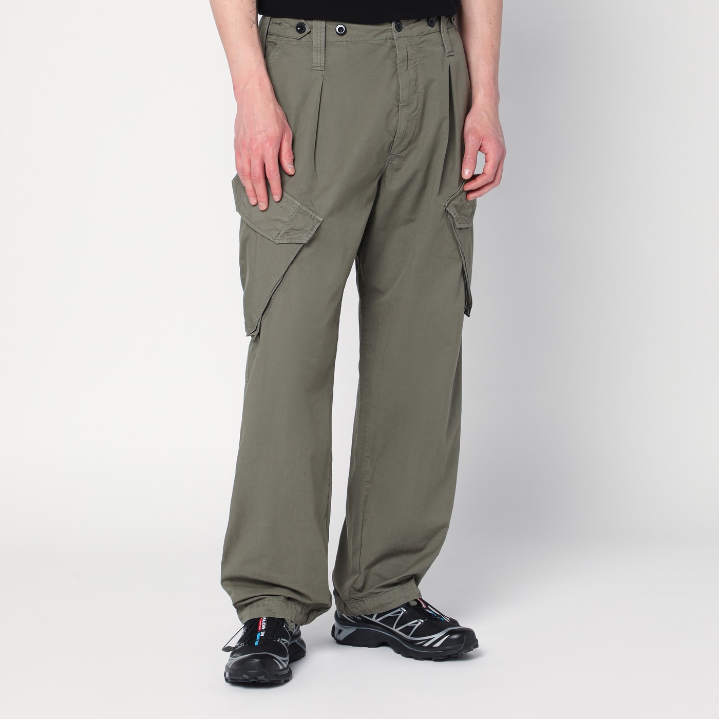 C.P. Company Military green cargo pants in cotton | TheDoubleF