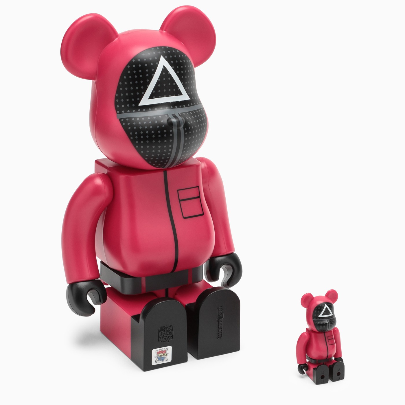 Medicom Toy Bearbrick 100%+400% Squid Game Guard Triangle | TheDoubleF