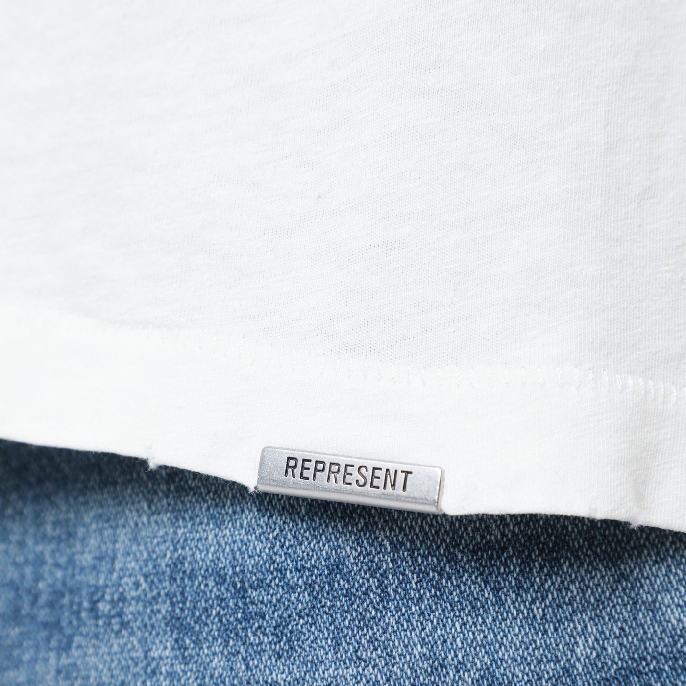 Represent Reversible Living Legacy Tour T-shirt in écru | TheDoubleF