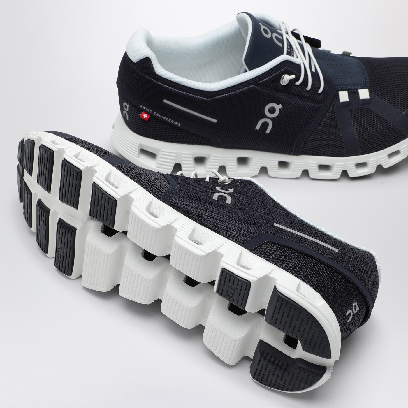 On Cloud 5 blue low sneaker | TheDoubleF