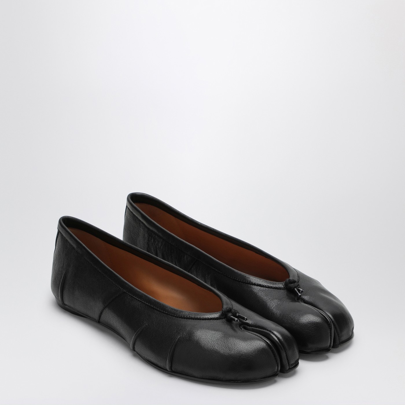 Maison Margiela Schwarzer Ballerina Tabi New aus Leder | TheDoubleF