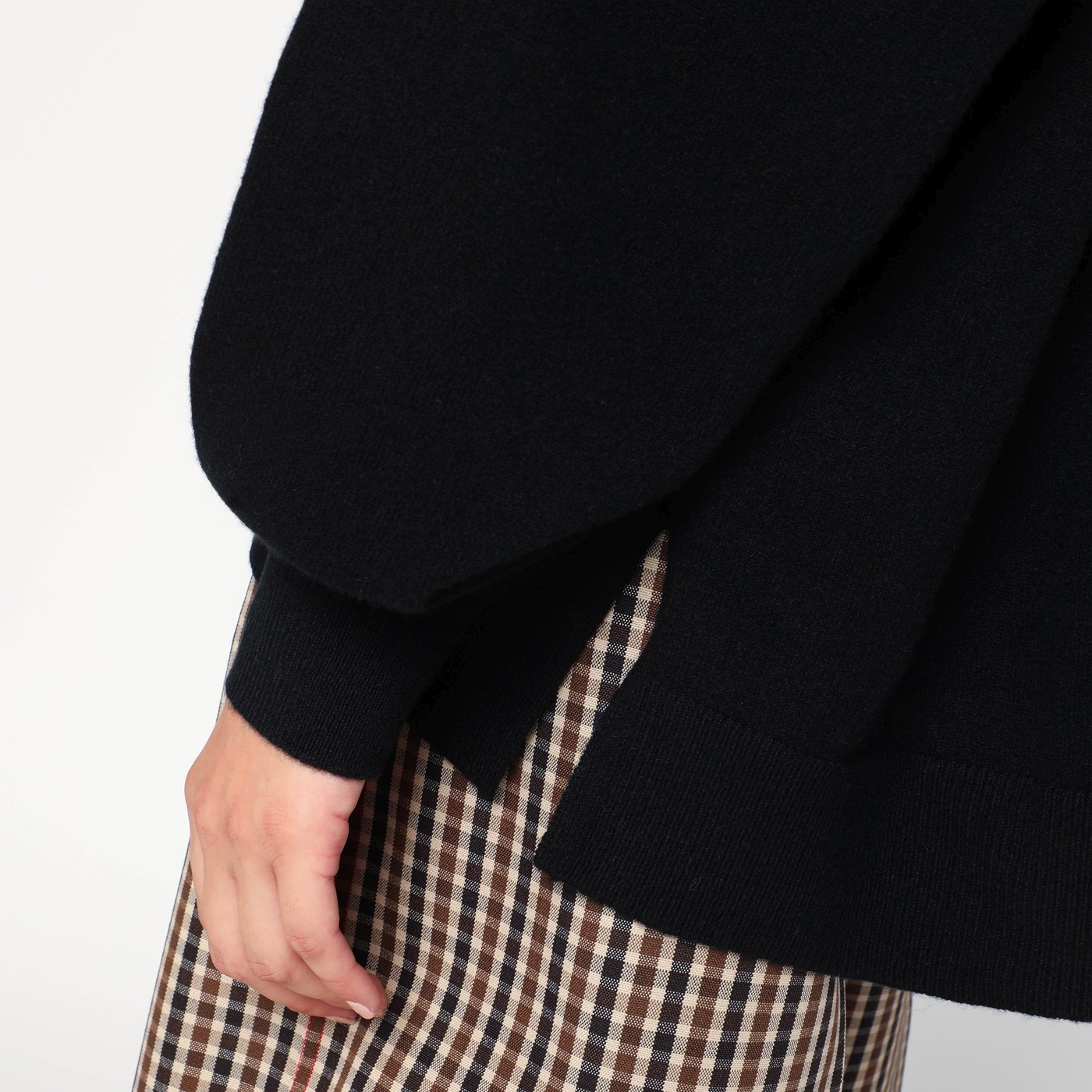 extreme cashmere Asymmetrical black cashmere cardigan | TheDoubleF