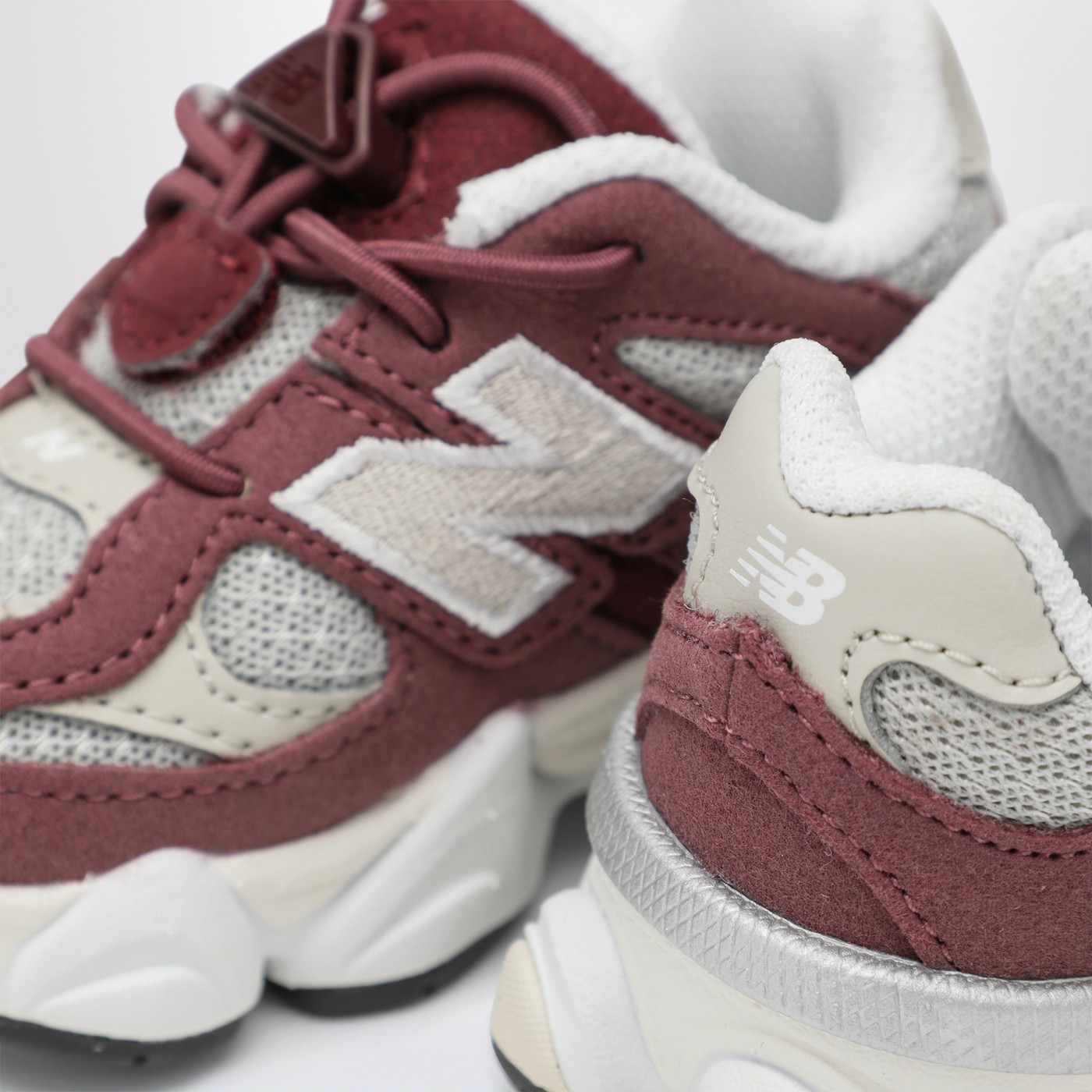 New Balance New Balance 9060 LACE sneakers Washed Burgundy/White ...