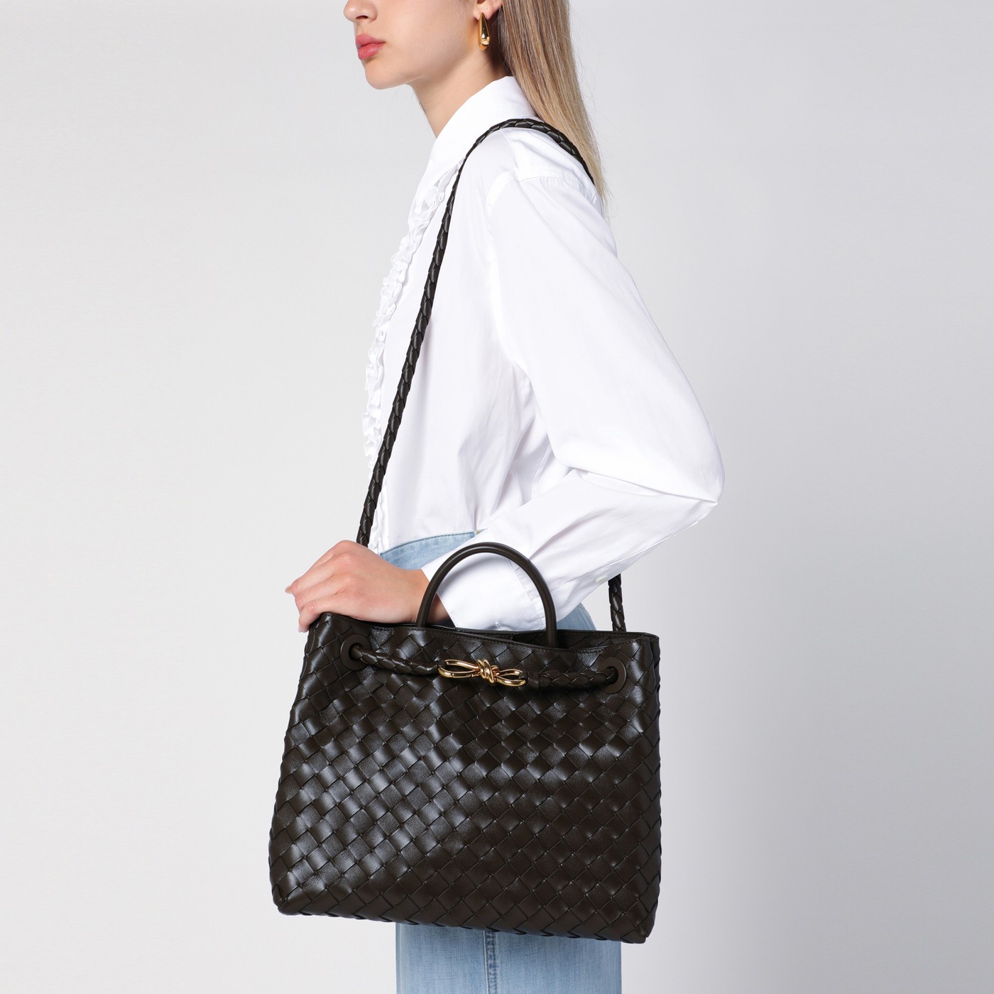 Bottega Veneta Andiamo khaki medium bag | TheDoubleF