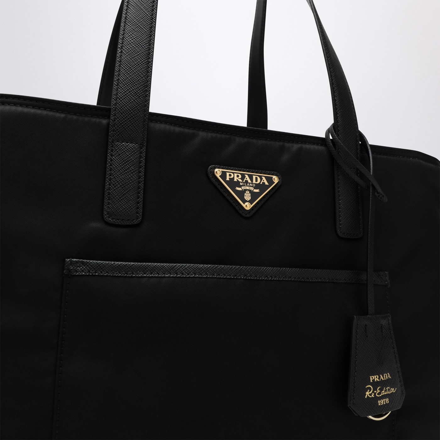Prada Sac cabas Prada Re-Edition 1978 moyen en Re-Nylon noir | TheDoubleF