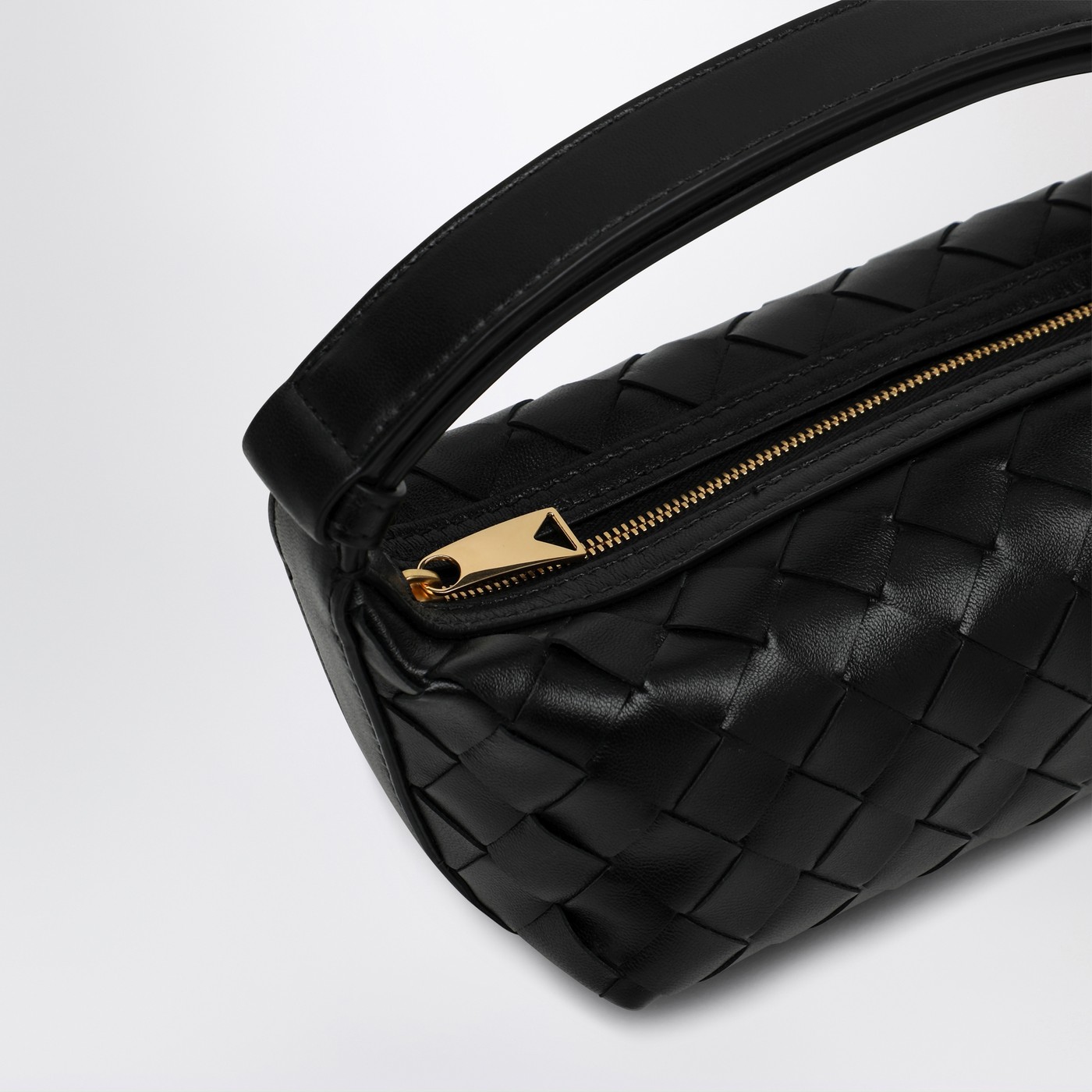 Bottega Veneta Mini Wallace black bag | TheDoubleF