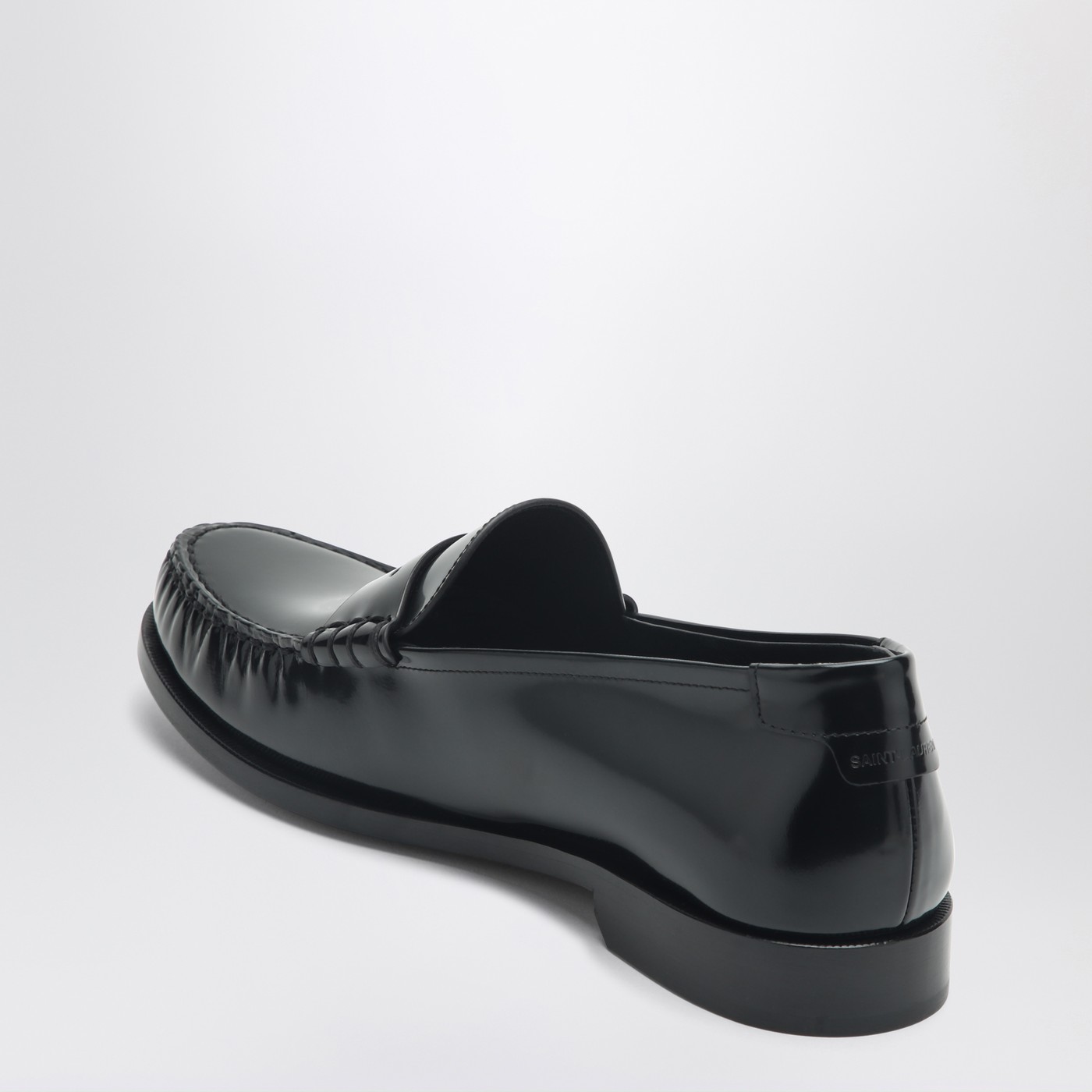 Saint Laurent Black patent leather loafer | TheDoubleF