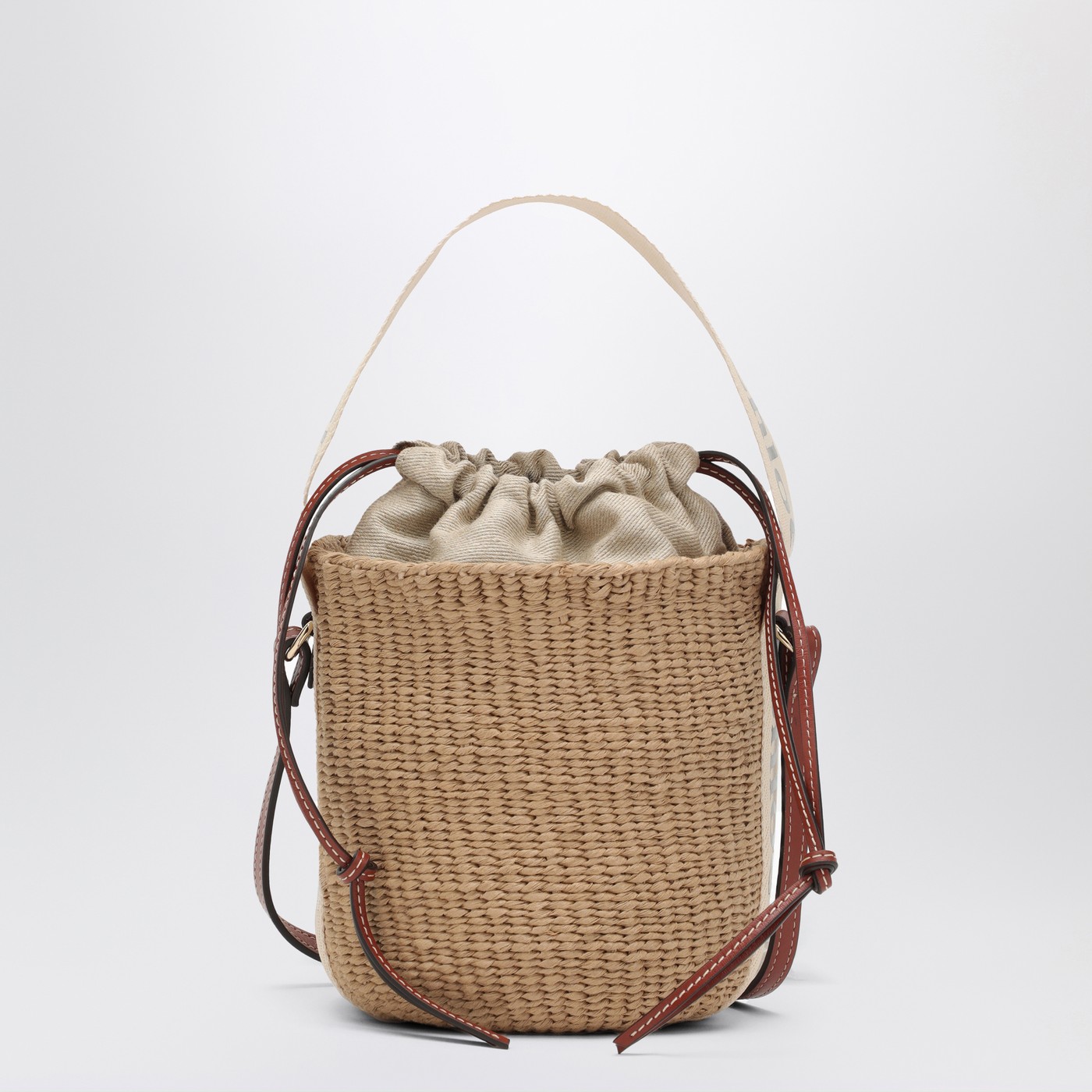 Chloé Kleine Bucket Bag Woody aus Raffia-Bast | TheDoubleF
