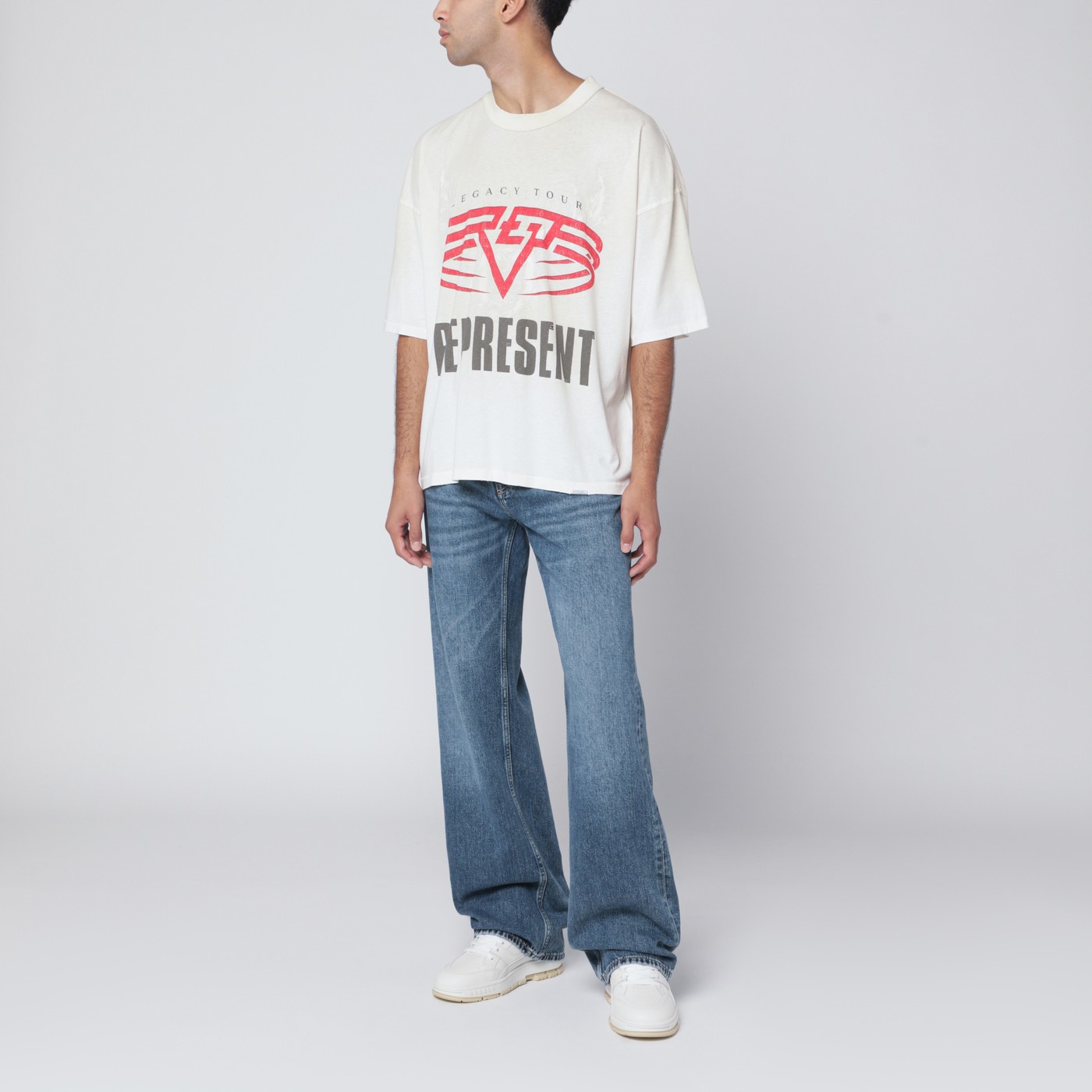 Represent Reversible Living Legacy Tour T-shirt in écru | TheDoubleF