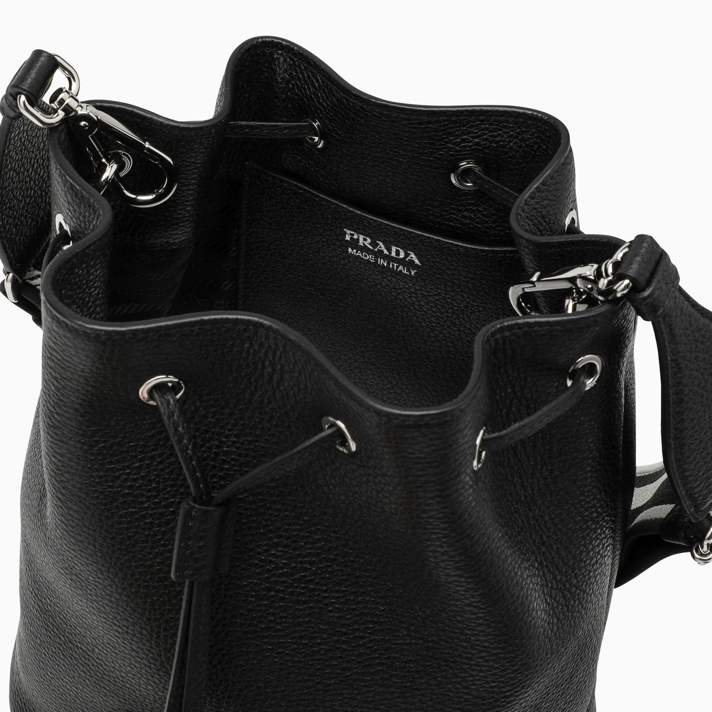 Prada Black leather bucket bag | TheDoubleF