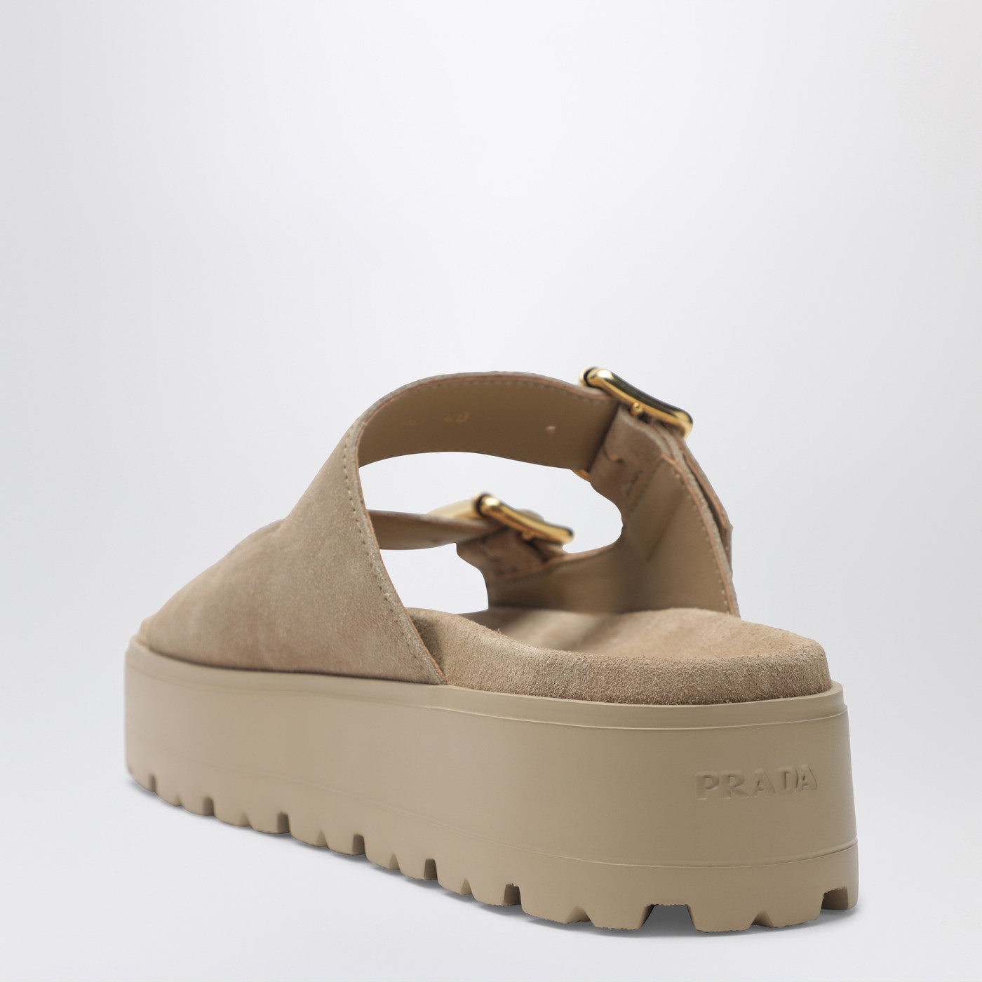 Prada Sandales en daim écru | TheDoubleF